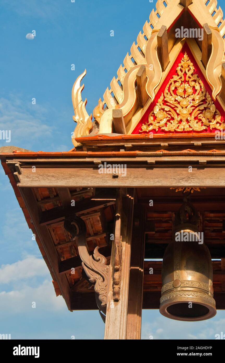 Golden pagoda bell tower hi-res stock photography and images - Alamy