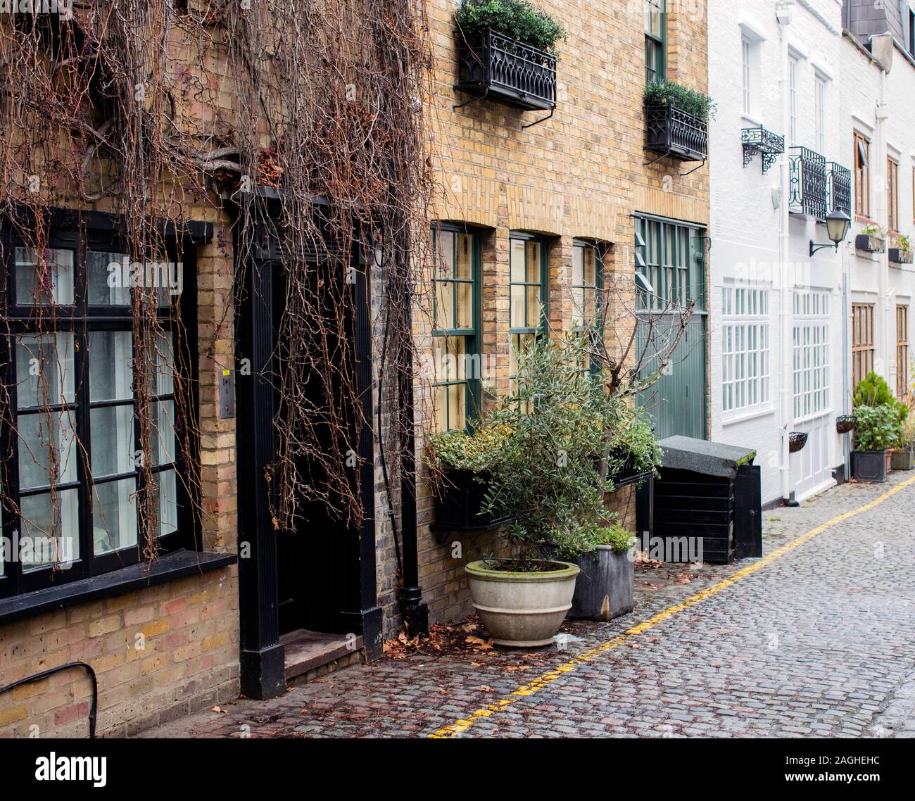 Bruce chatwin hi-res stock photography and images - Alamy