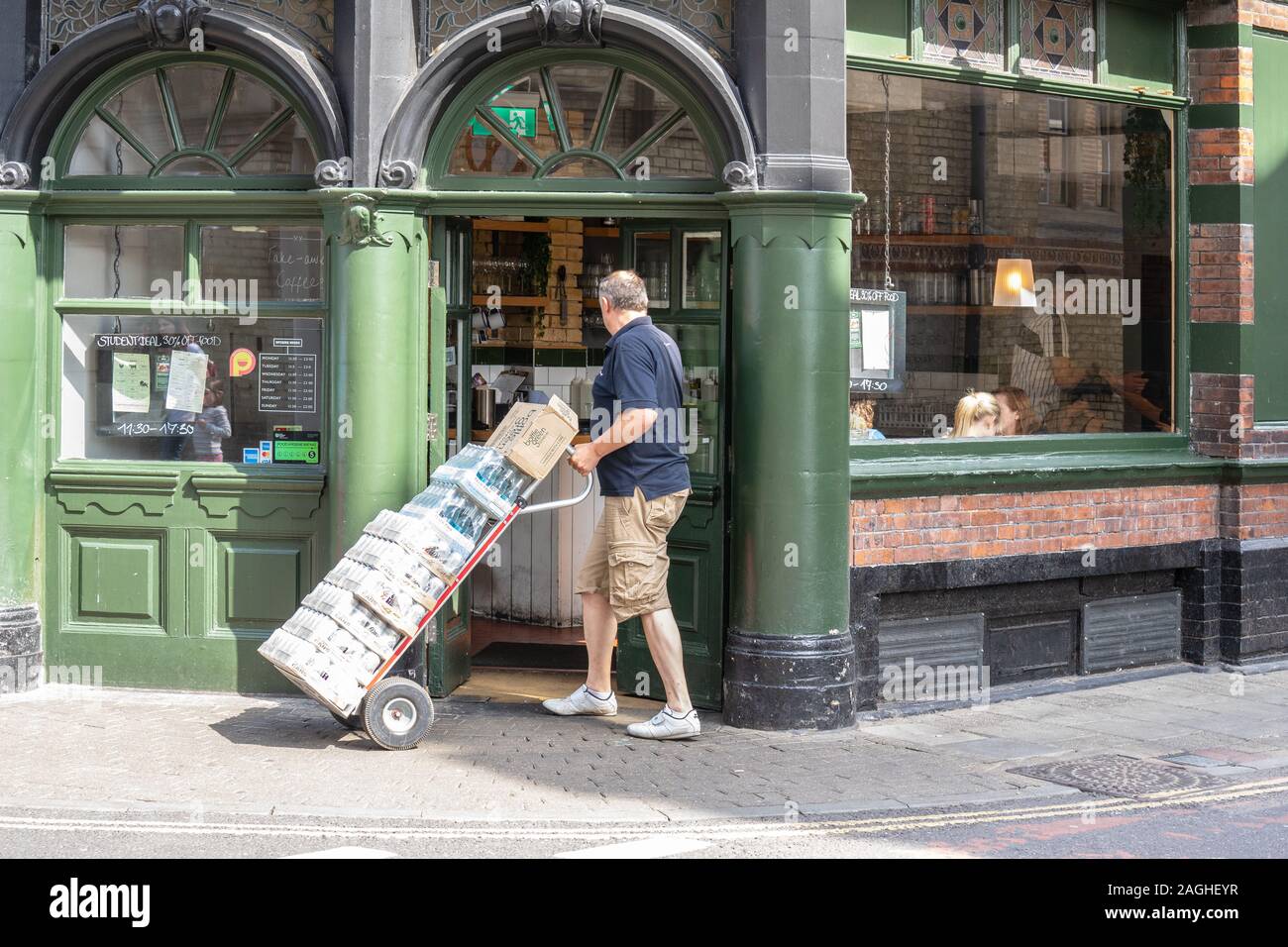 Cambridge, UK, August 1, 2019. Delivery man delivers drinks to the pub ...