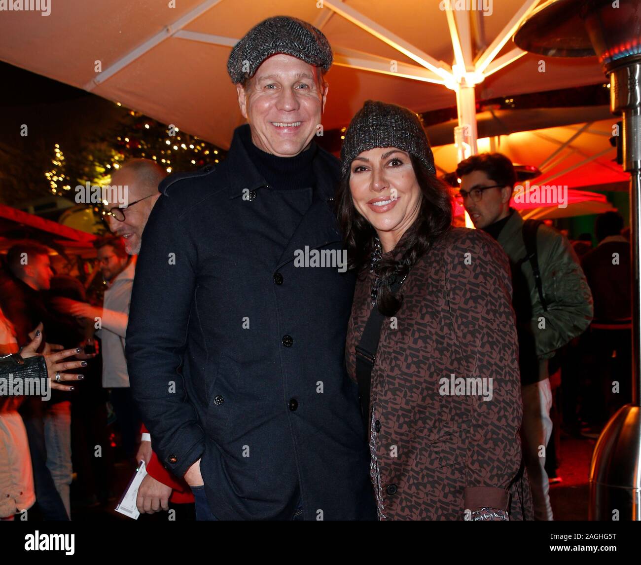 Berlin, Germany. 19th Dec, 2019. The actors Simone Thomalla and Thomas ...