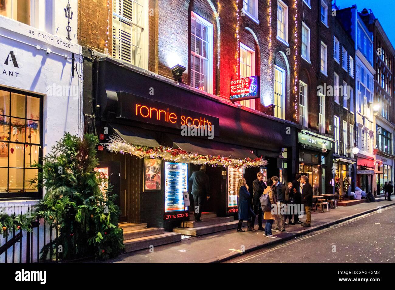 Ronnie scotts hi-res stock photography and images - Alamy