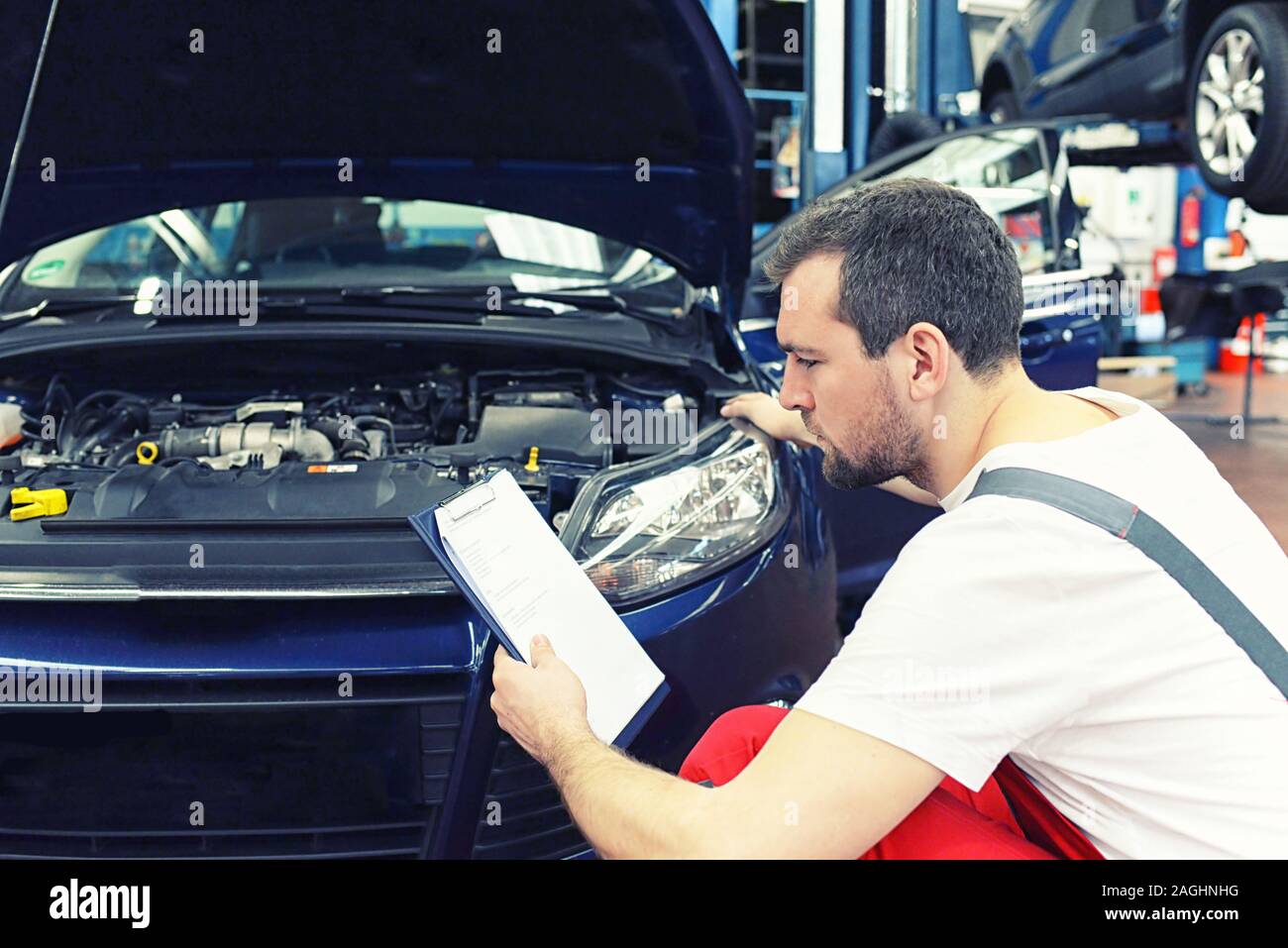 Vehicle defects hi-res stock photography and images - Alamy