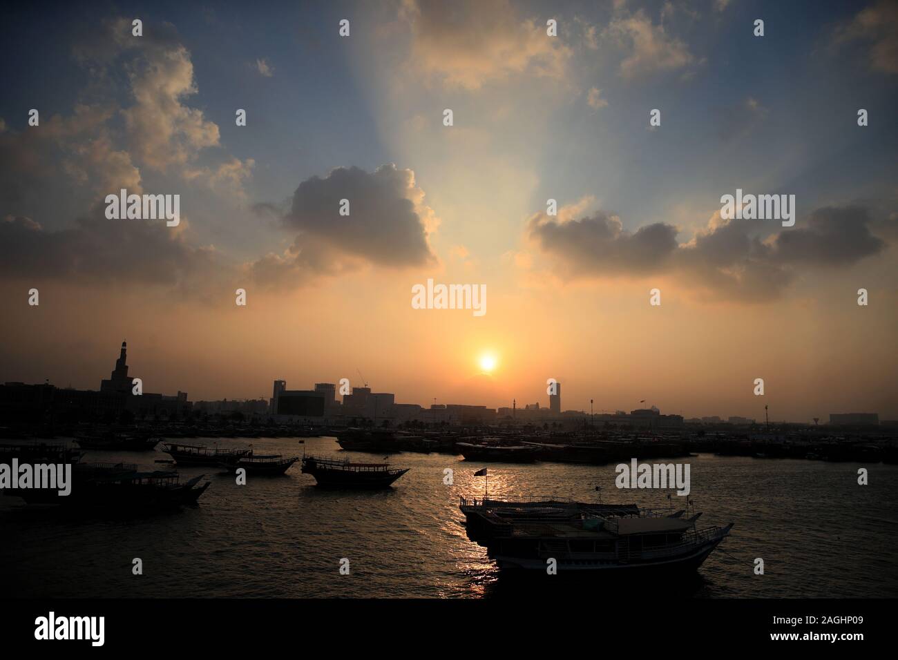 Sunset at Pearl-Qatar in Doha, Qatar Stock Photo - Alamy