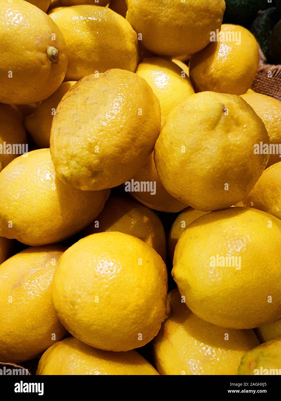 Closeup lemon juice lemons hi-res stock photography and images - Alamy