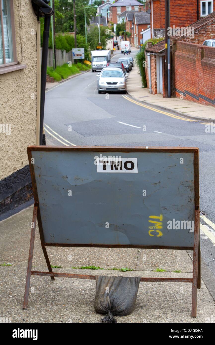 Temporary traffic signs blocking the pavement/sidewalk Stock Photo - Alamy