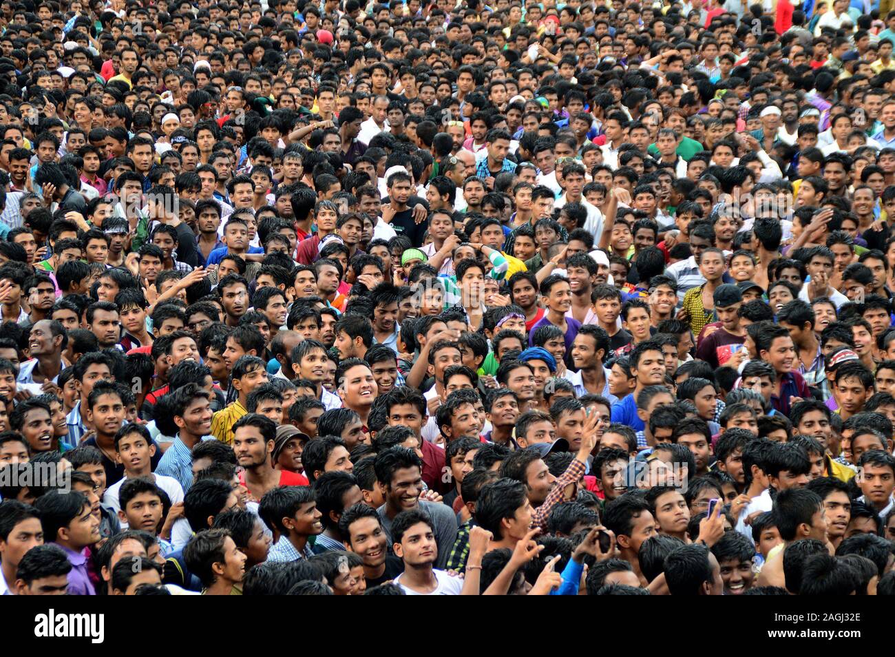 AMRAVATI, MAHARASHTRA, INDIA - AUGUST 24 : Crowd of young People ...