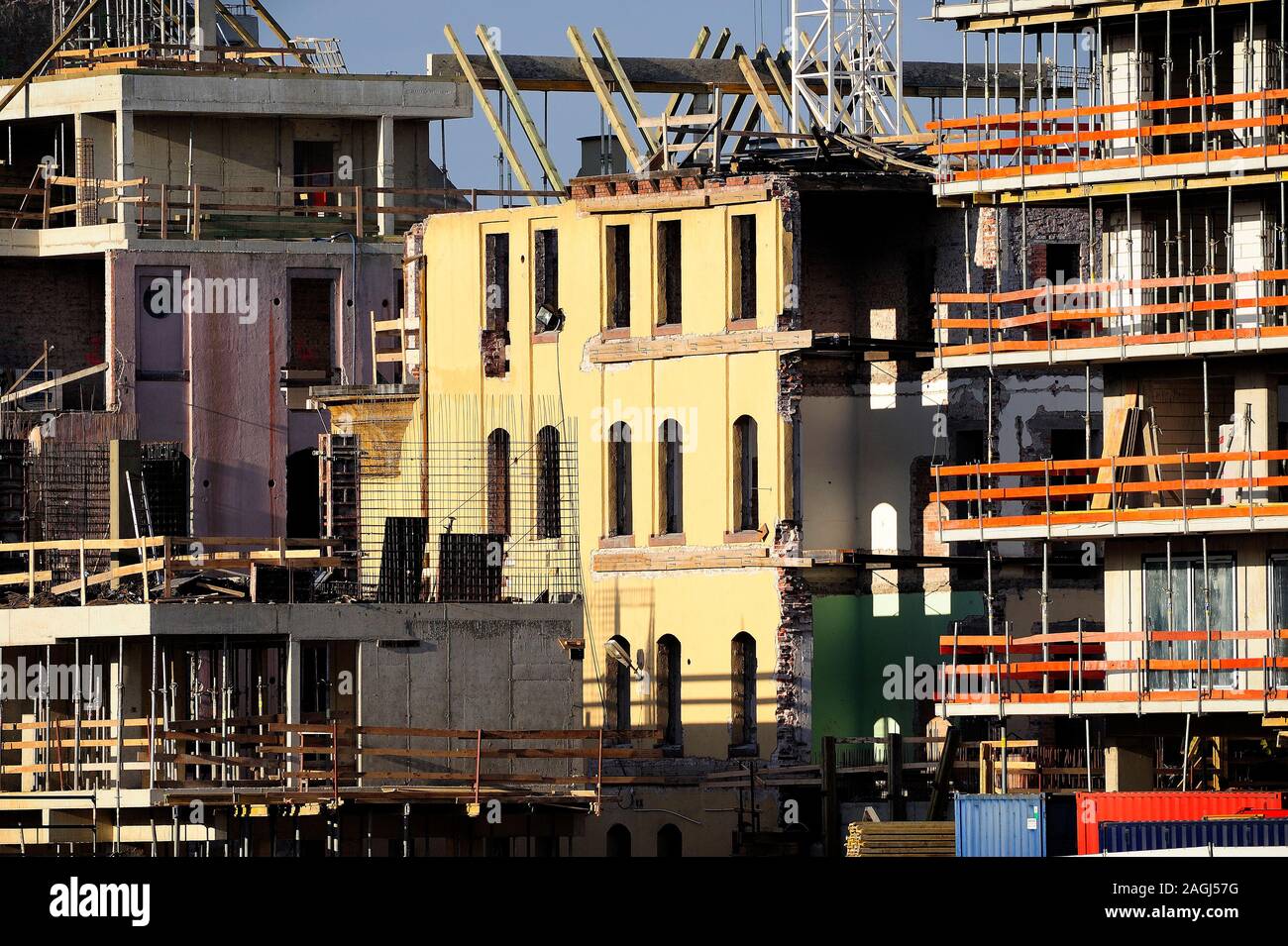 Construction cover hi-res stock photography and images - Alamy