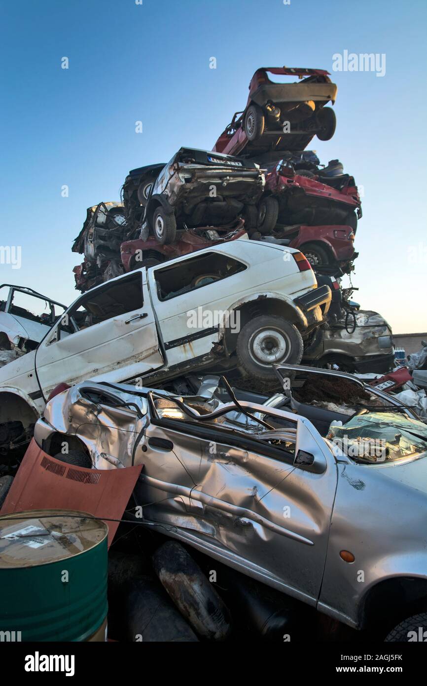 Auto cemetery hi-res stock photography and images - Alamy