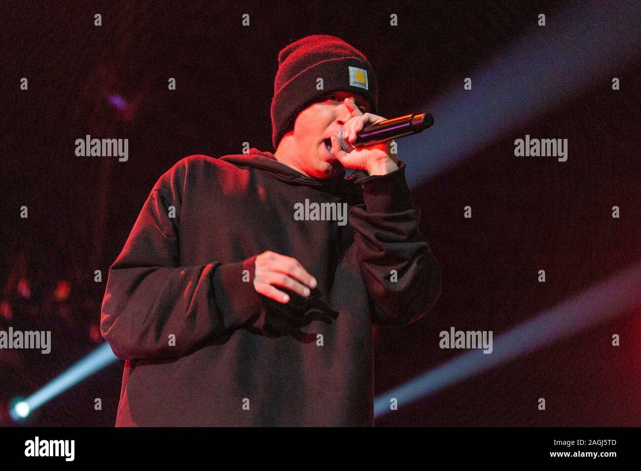 Nf rapper hi-res stock photography and images - Alamy