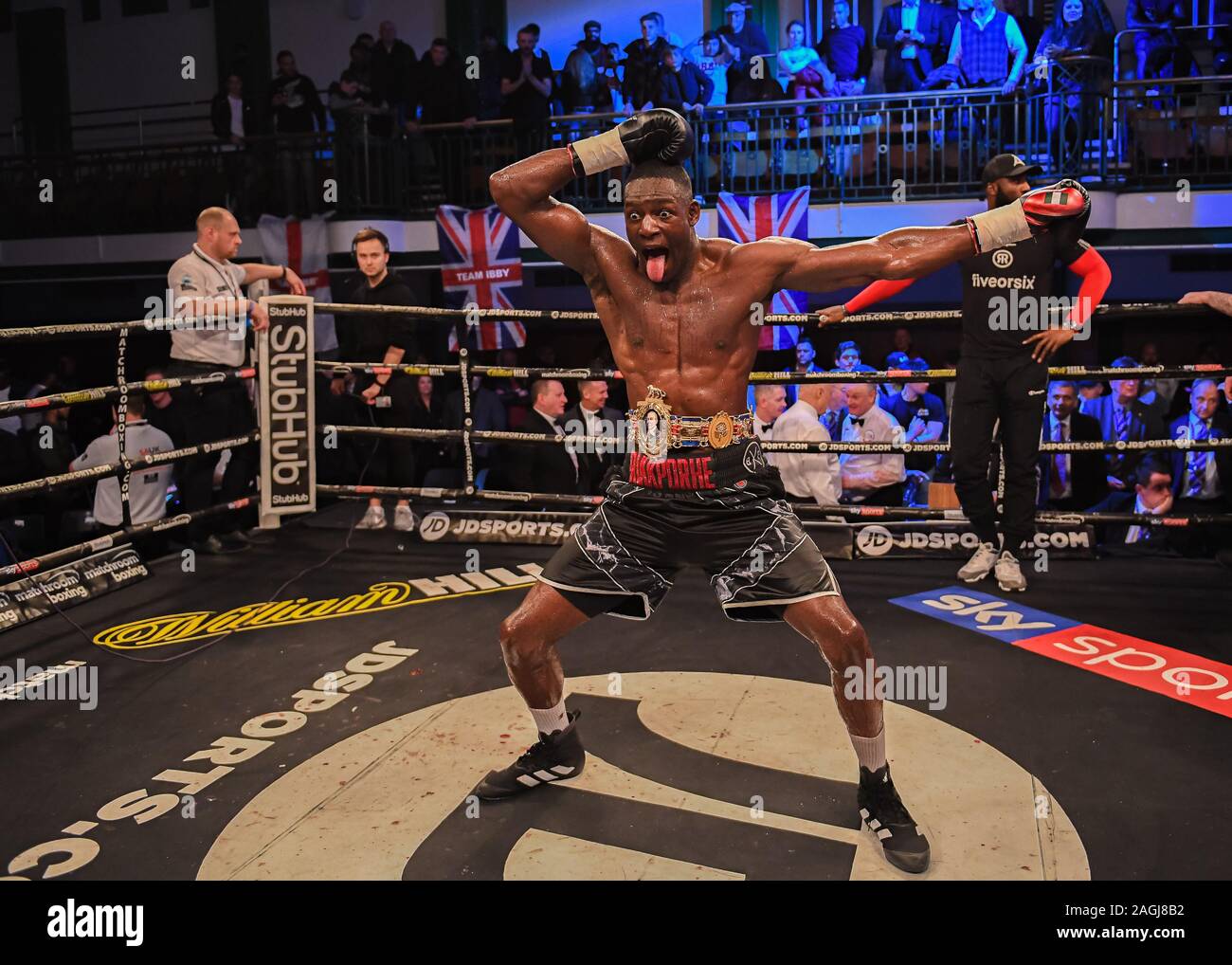 Richard riakporhe boxing hi-res stock photography and images - Alamy