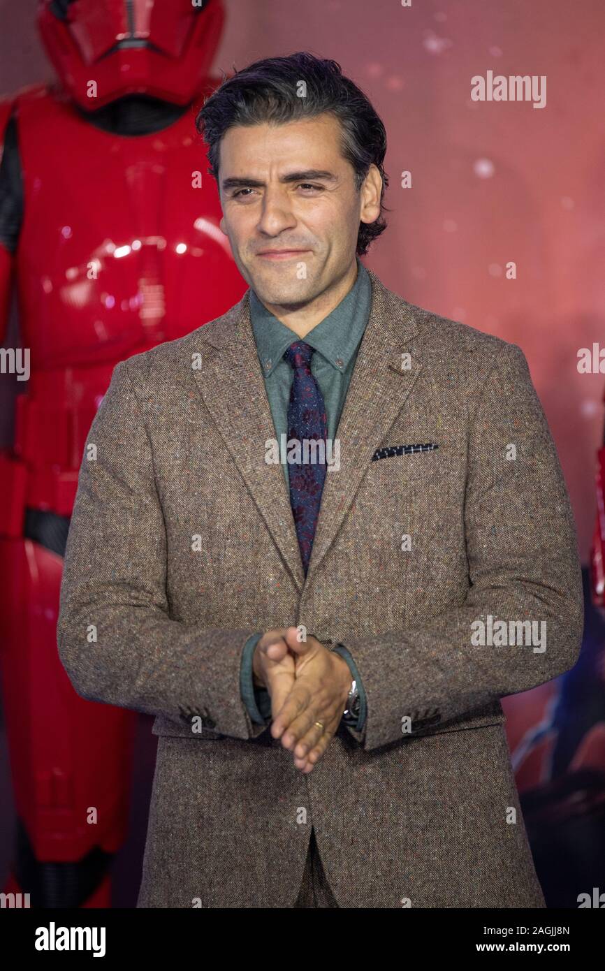 LONDON, ENGLAND - DECEMBER 18: Oscar Isaac attends the European ...