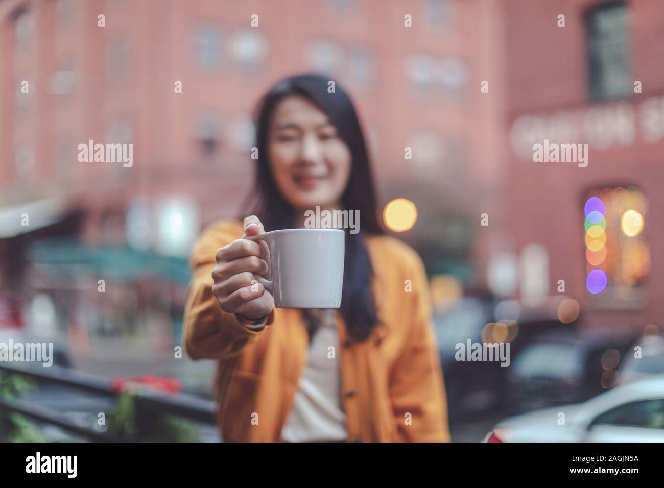 Female asian barista coffee hi-res stock photography and images - Alamy