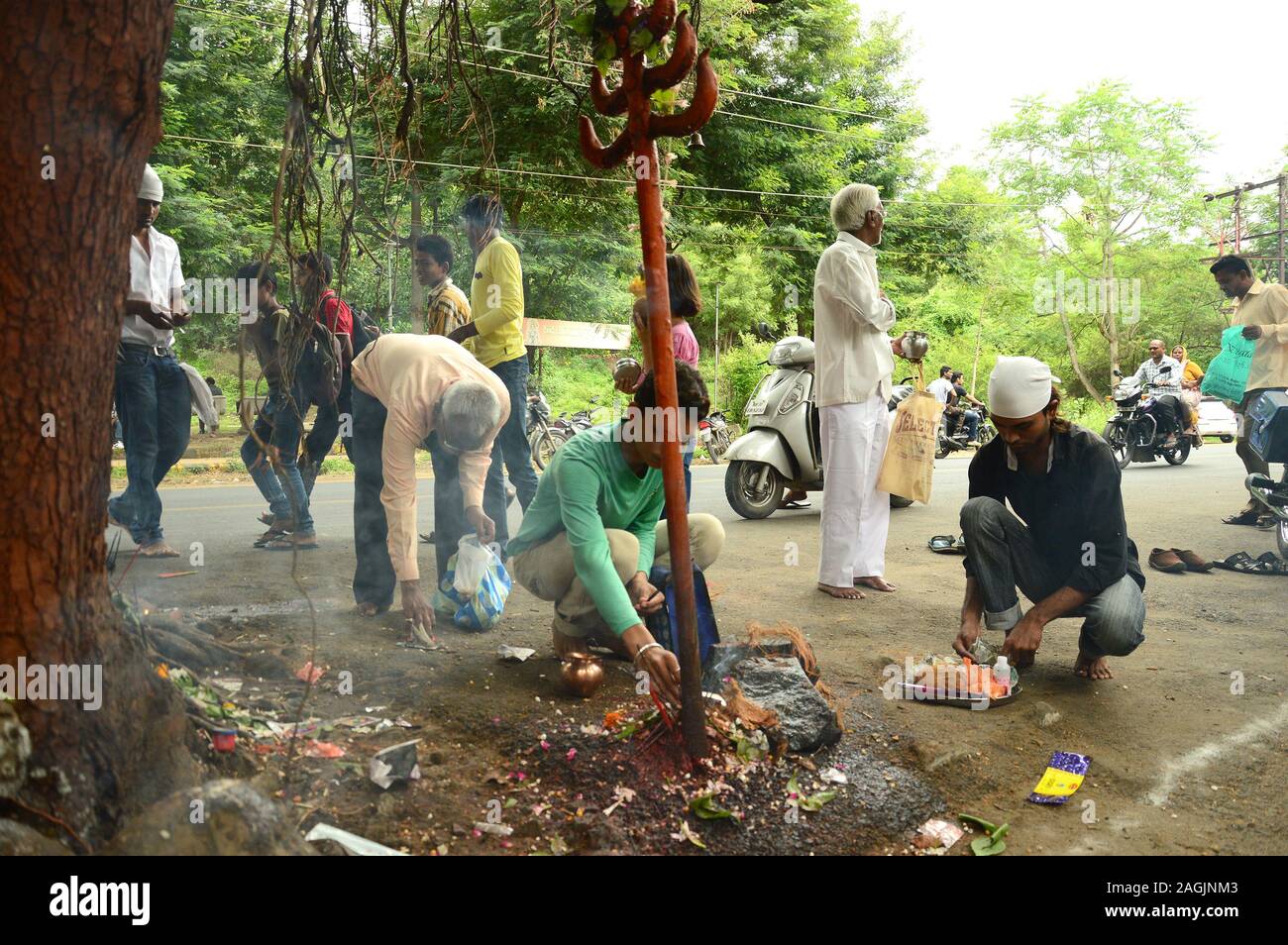 NAGPUR, MAHARASHTRA, INDIA - AUGUST 01 : People worship of Snake God in ...