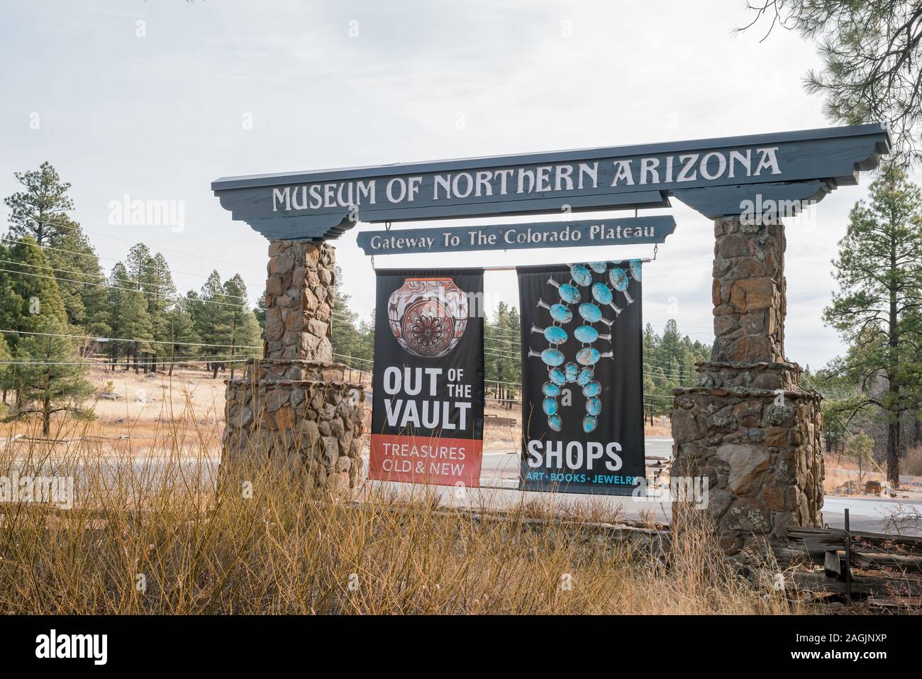 Sedona city sign hi-res stock photography and images - Alamy