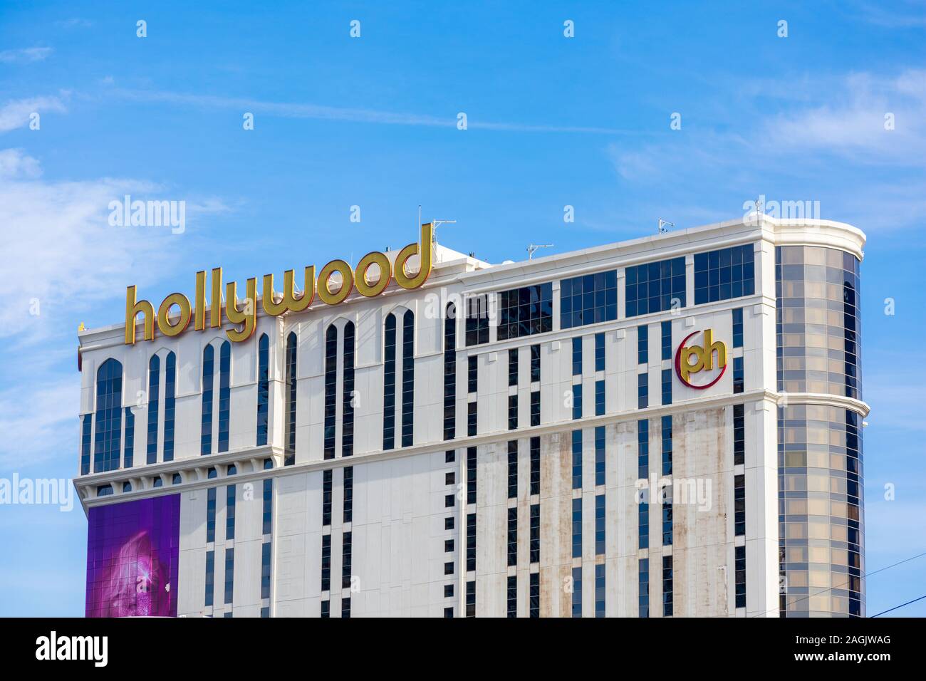 Planet Hollywood sign atop hotel, casino, entertainment and shopping ...