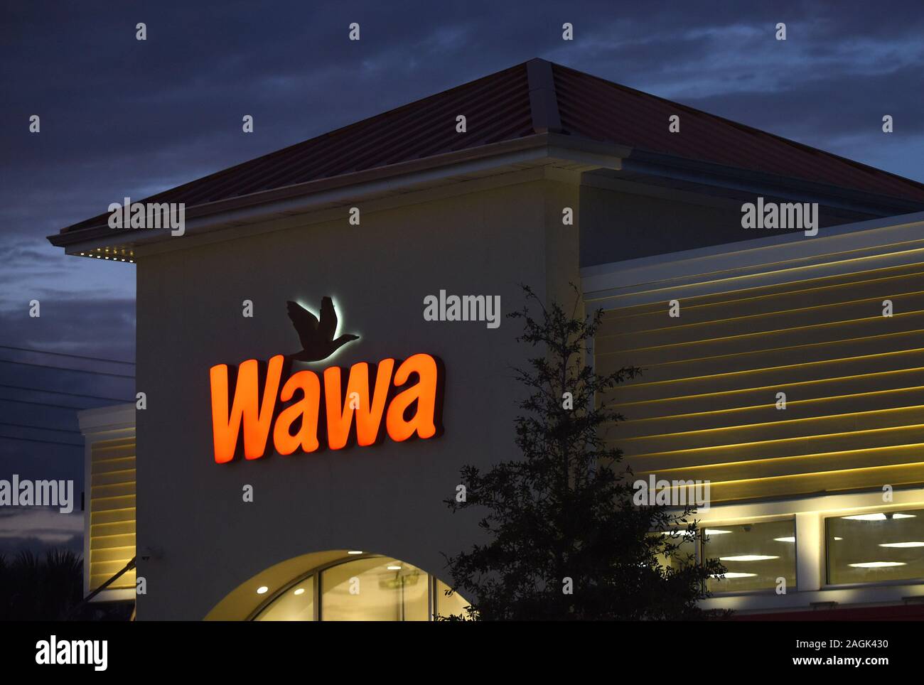 Wawa gas station hi-res stock photography and images - Alamy