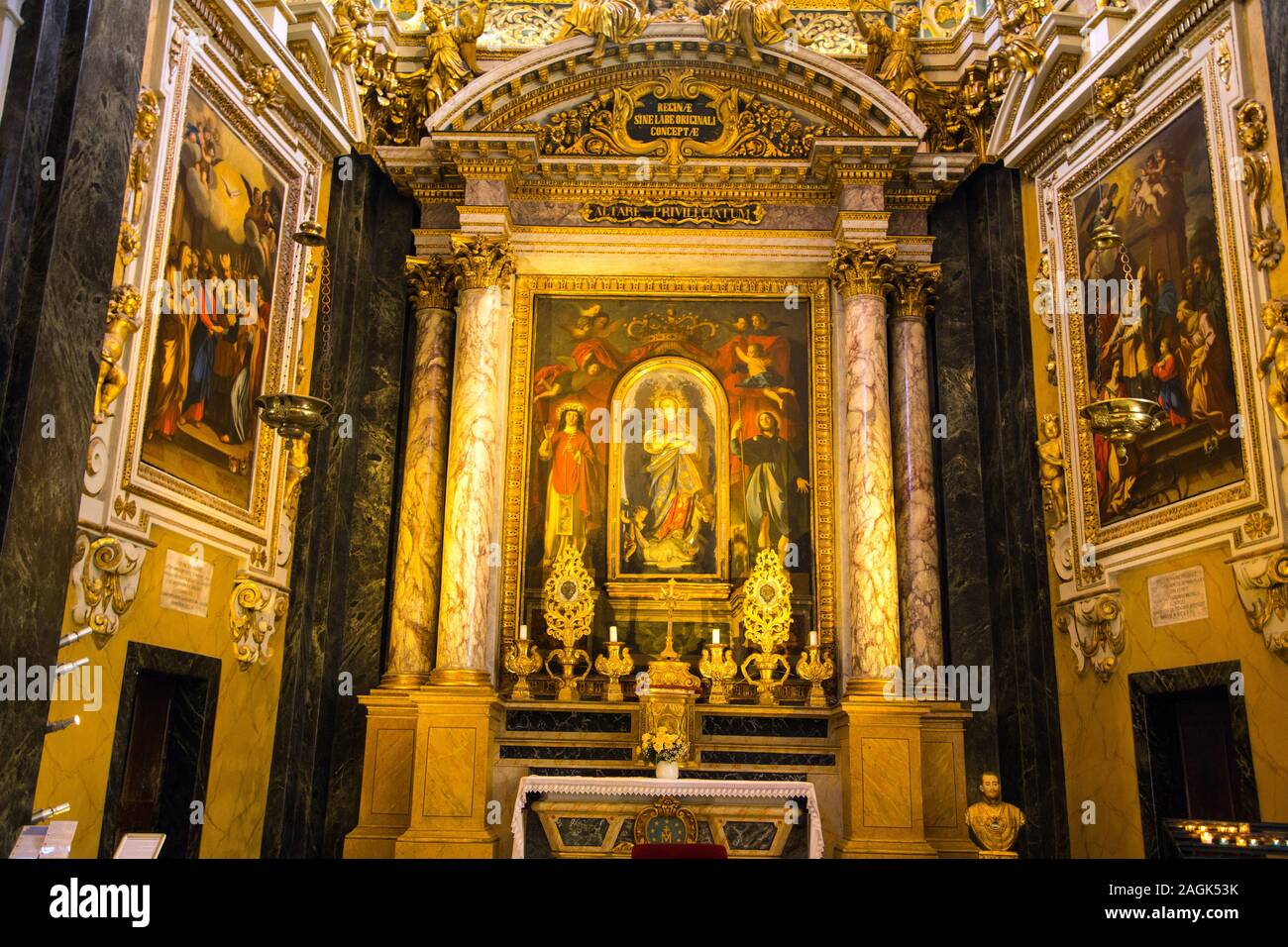 Chapel in Cathedrale Sainte-Reparate in Nice France Stock Photo - Alamy