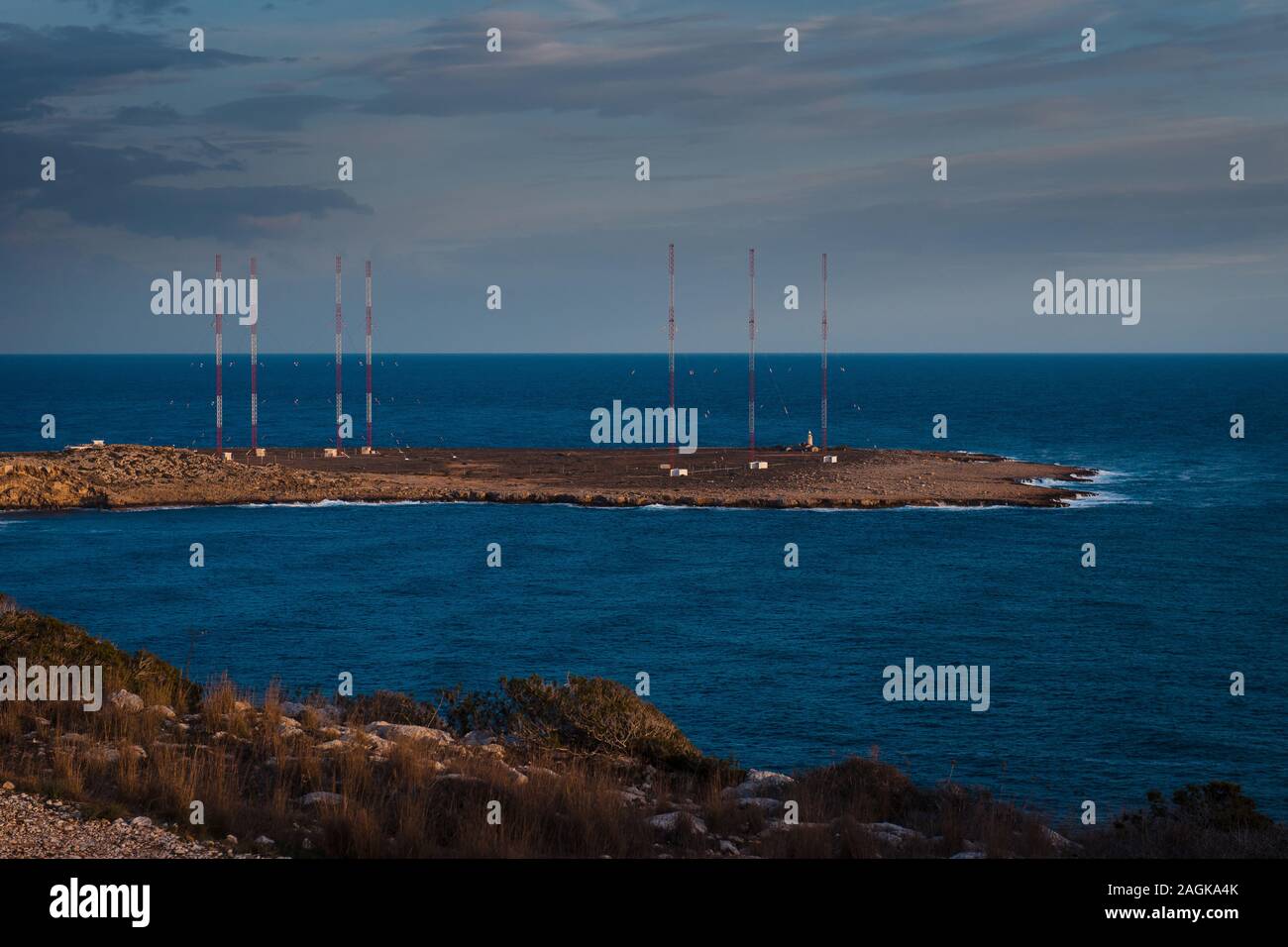 Military base aerial desert hi-res stock photography and images - Alamy