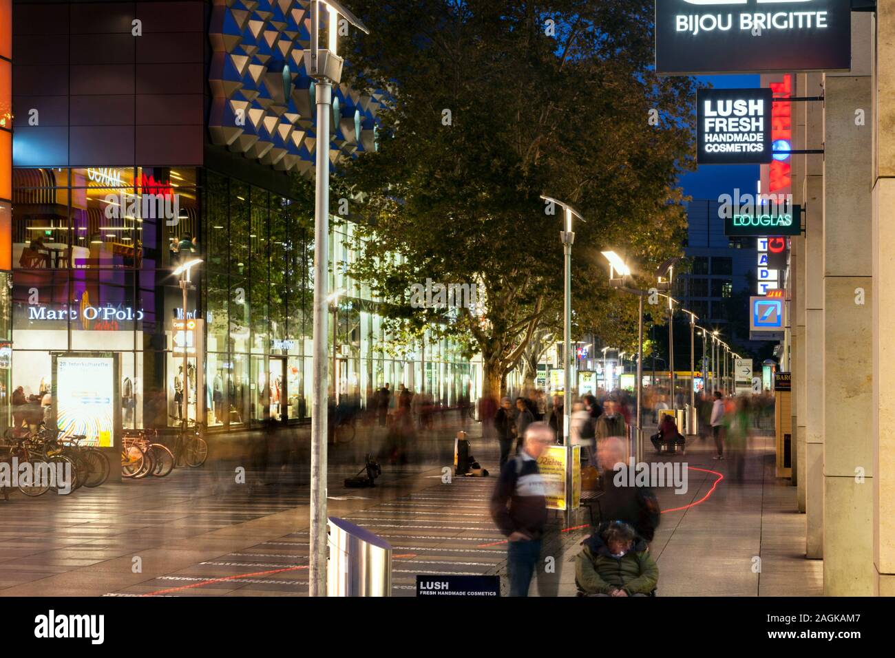 Prager strasse pedestrian area hi-res stock photography and images - Alamy