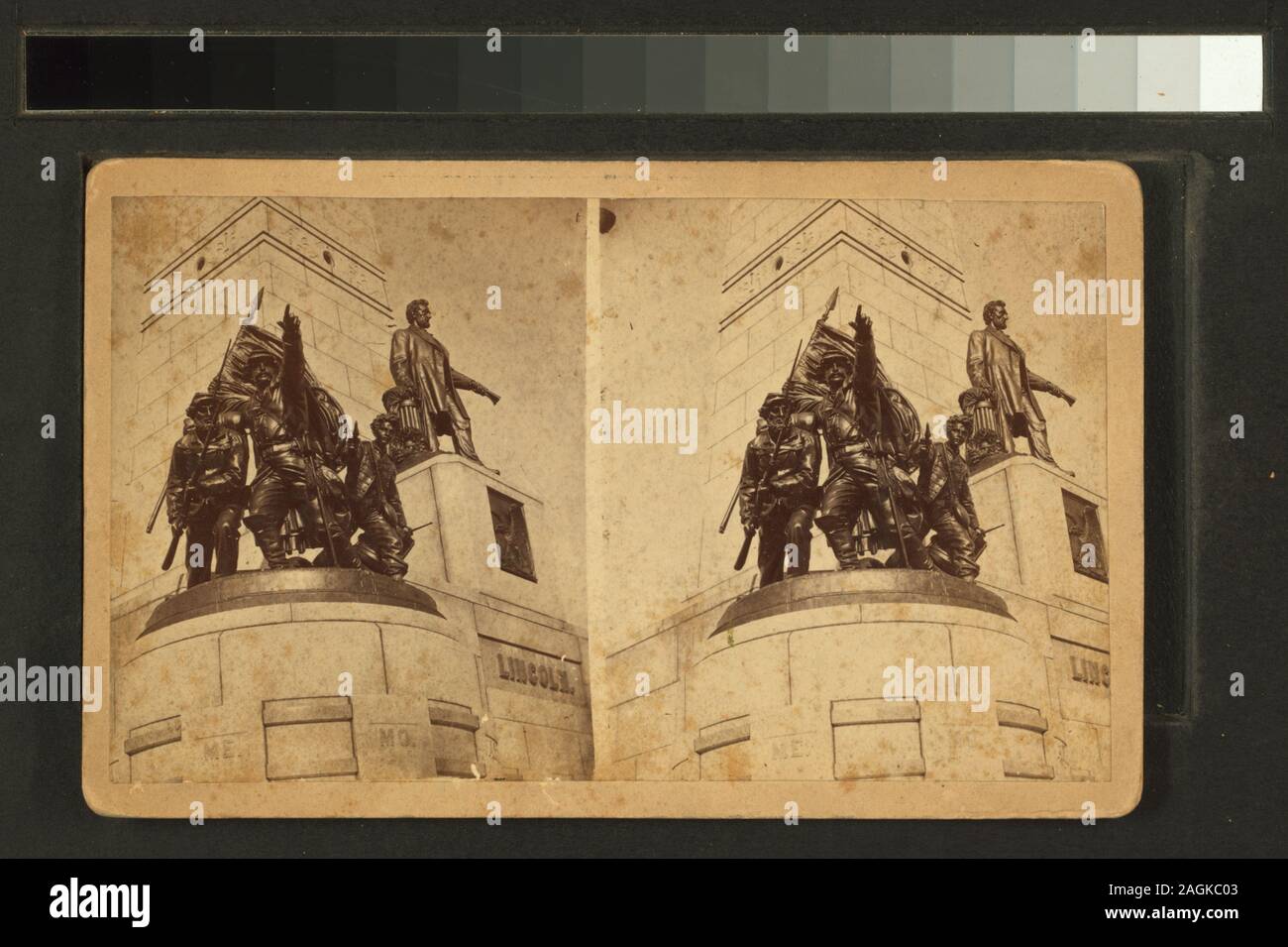 National Lincoln Monument, Springfield, Illinois Infantry group and ...