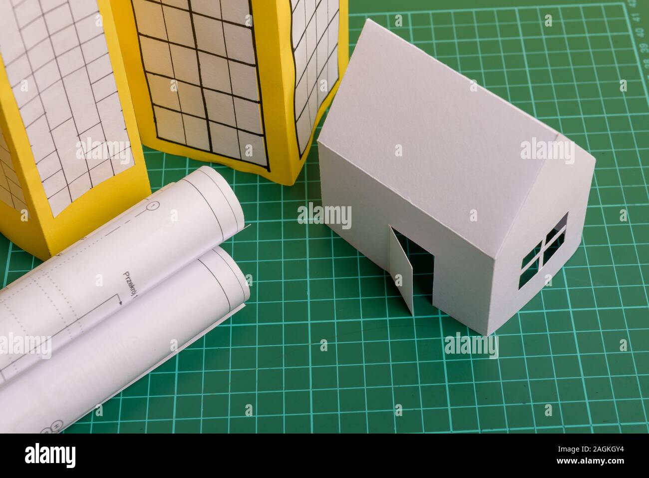 White family paper house, house projects plan and blueprints in the ...