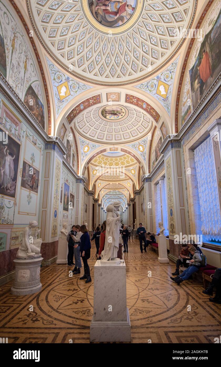Inside interior of the Hermitage russian state museum. Amazing room ...