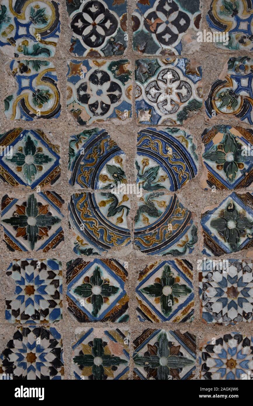 Traditional portuguese tile Azulejo Stock Photo - Alamy