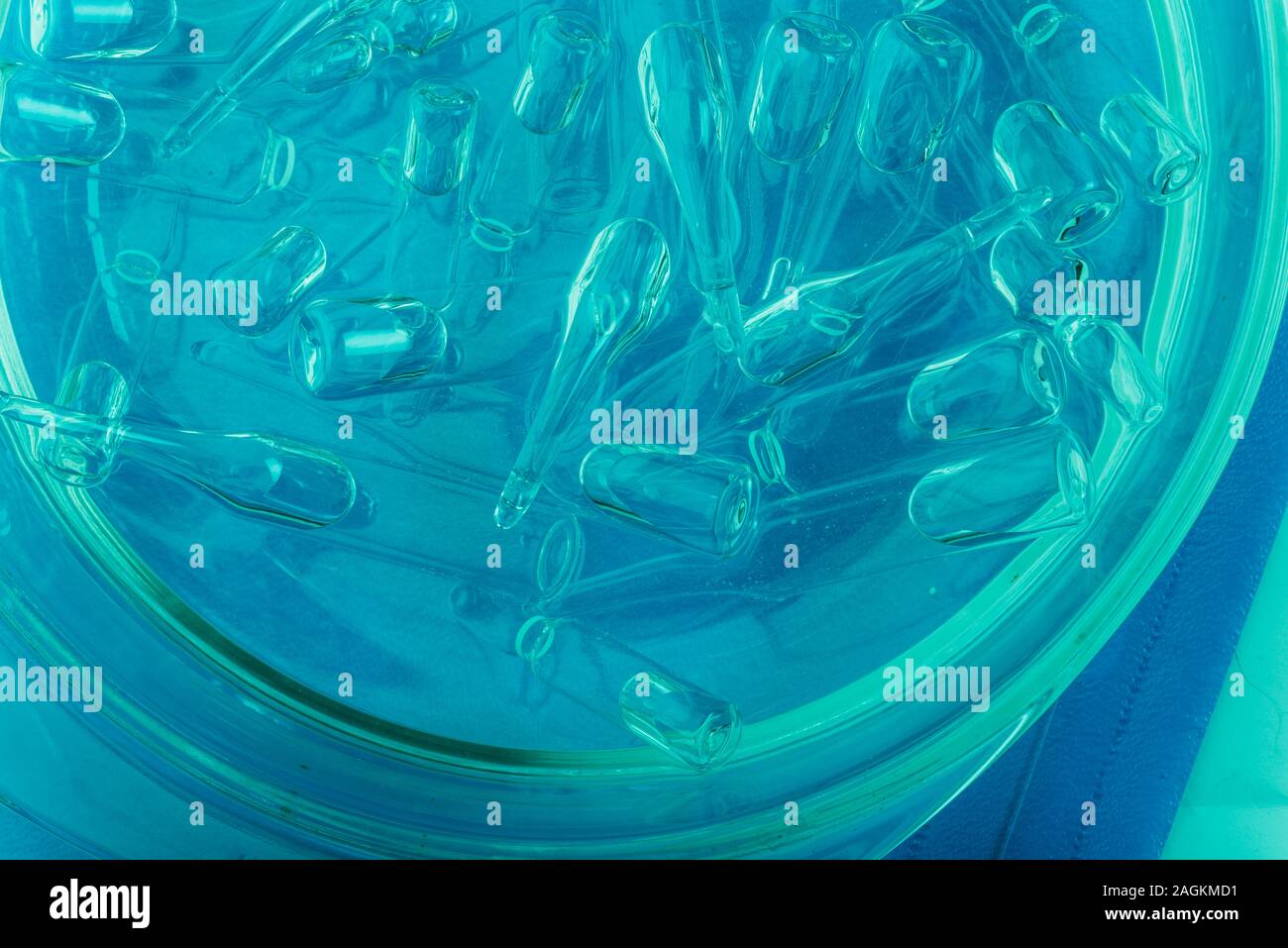 Medical substance ampule close up hi-res stock photography and images ...