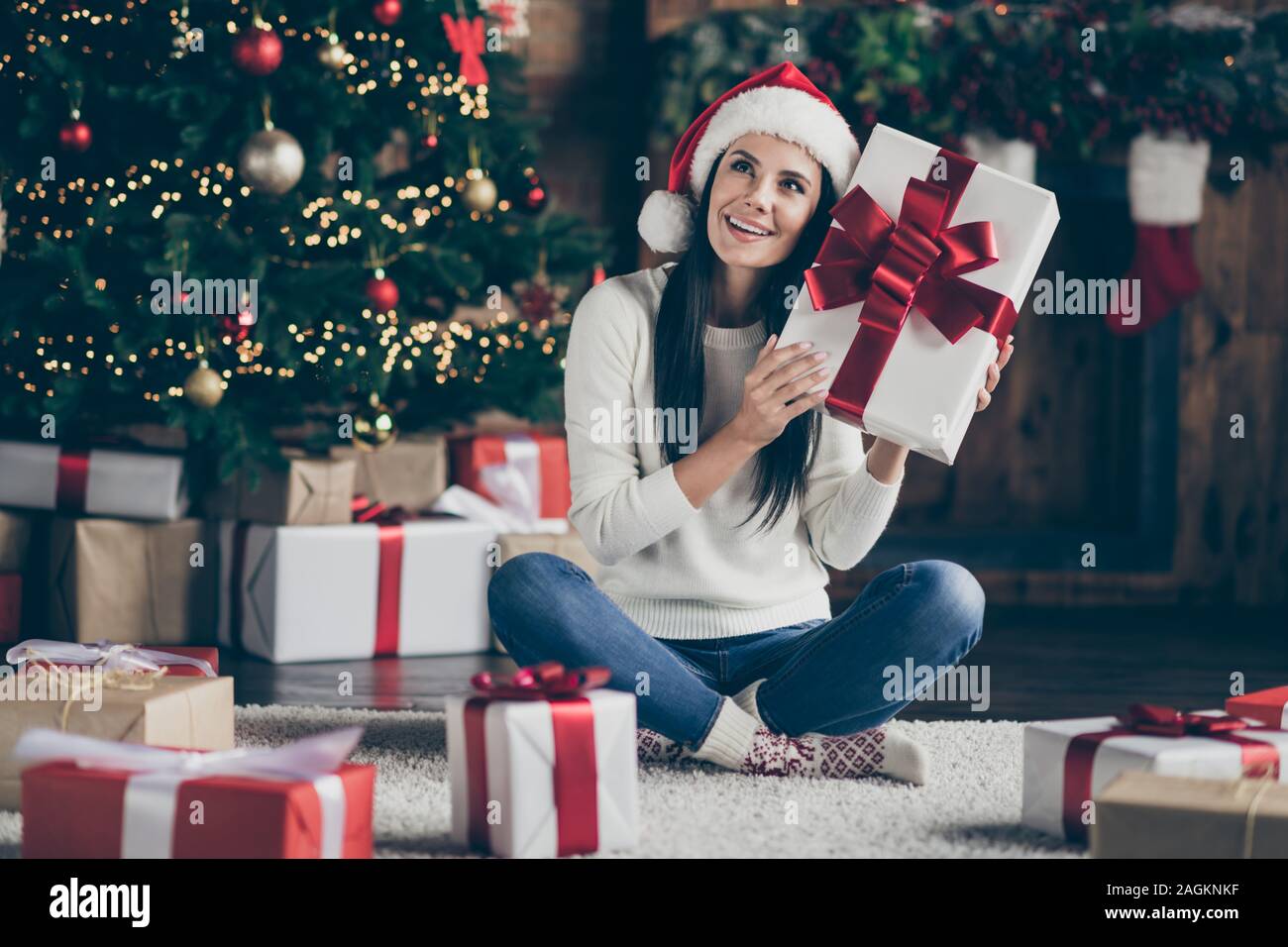 Guess night hi-res stock photography and images - Alamy