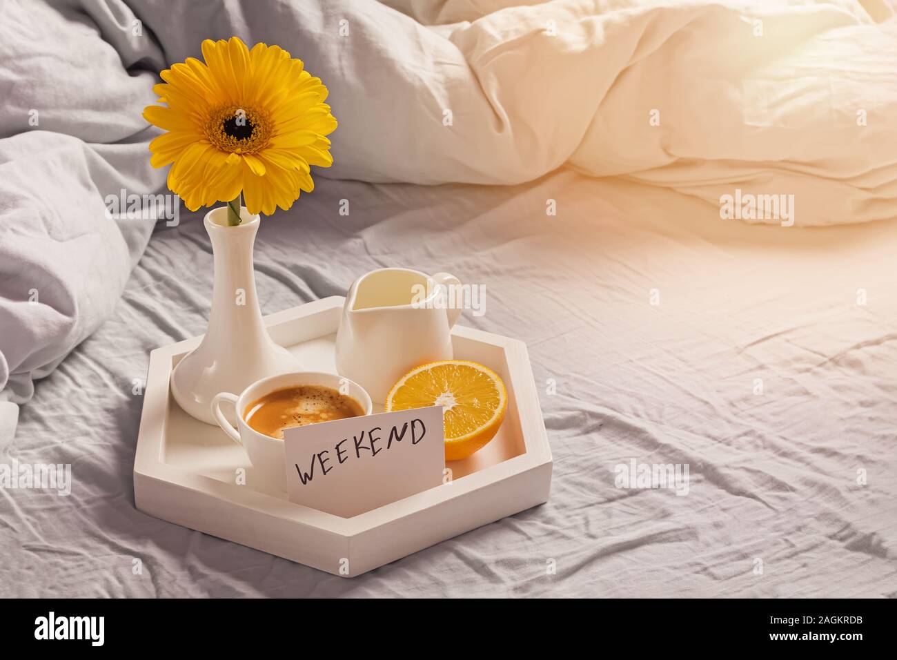 Weekend text in white hi-res stock photography and images - Alamy