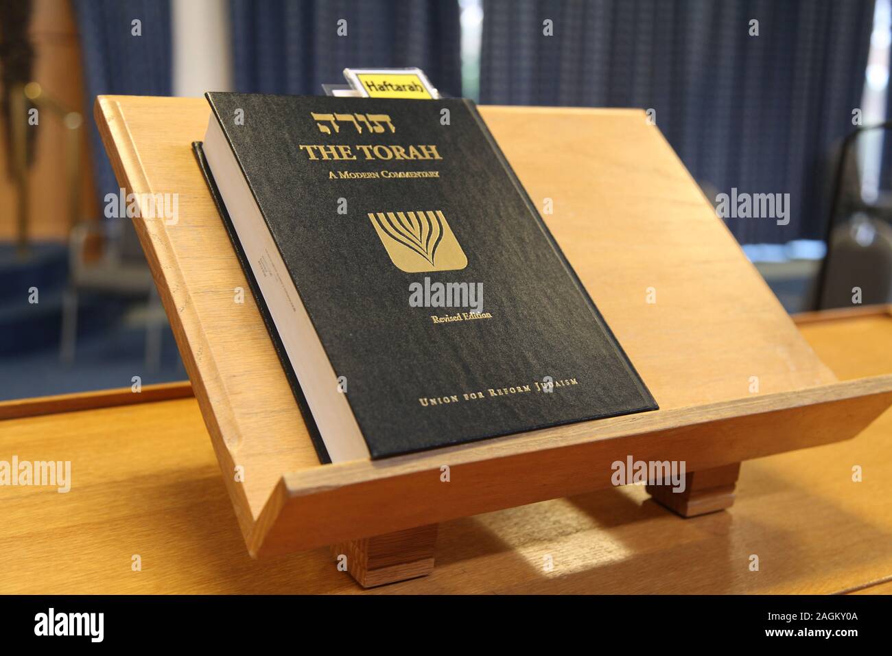 Cultural commentary hi-res stock photography and images - Alamy