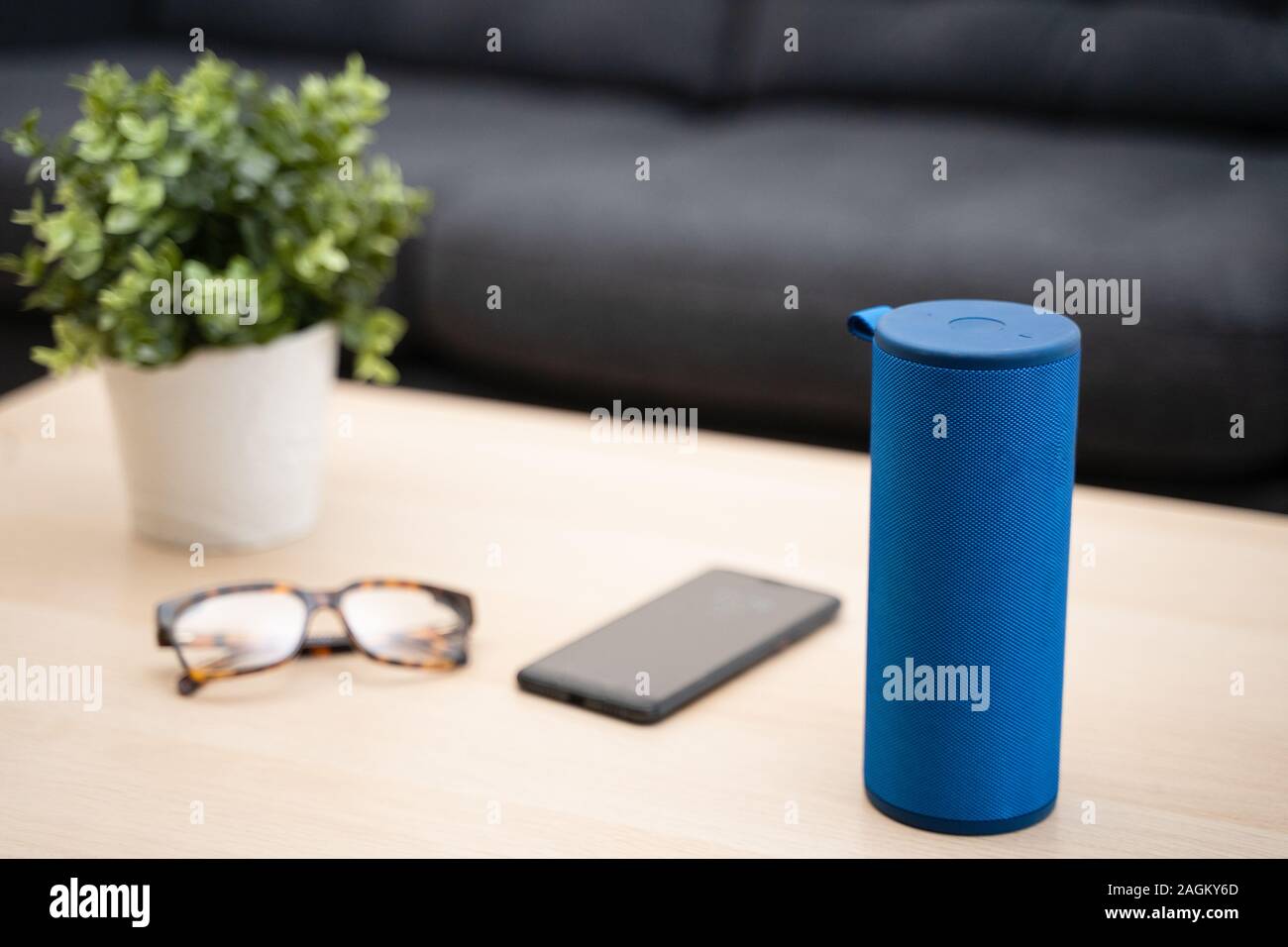 Speaker table hi-res stock photography and images - Alamy