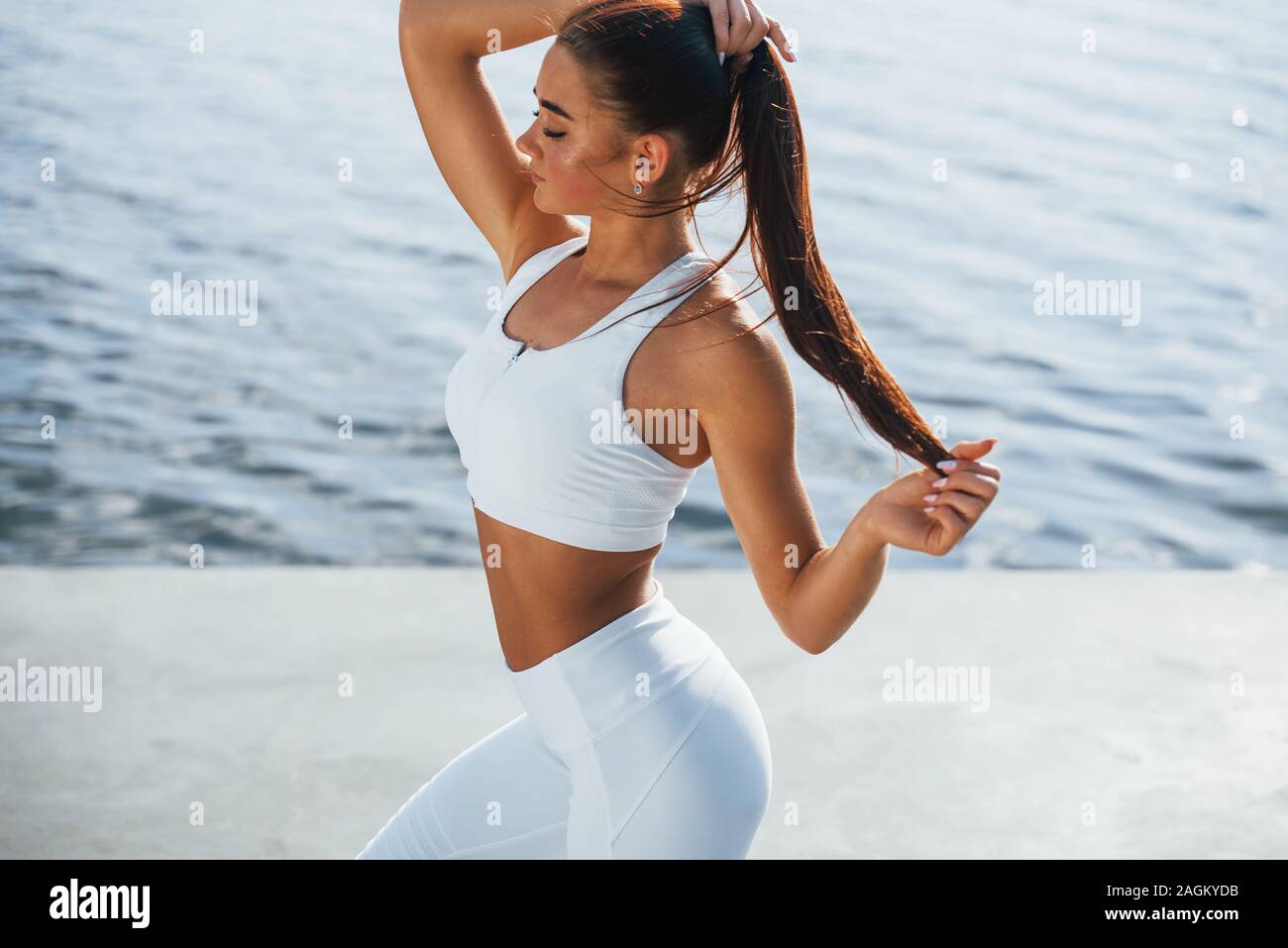 Slim body type hi-res stock photography and images - Alamy