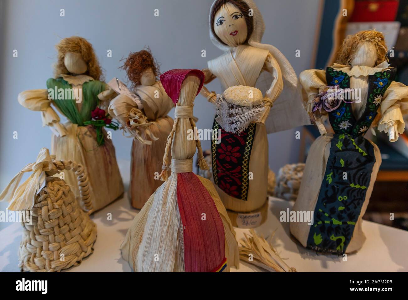 Romanian traditional colorful handmade artisan design. Authentic ...