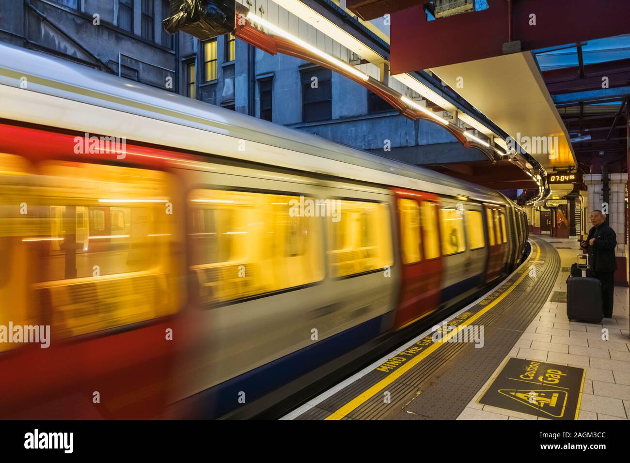 England, London, London Underground, Metropolitan Line, Baker Street ...