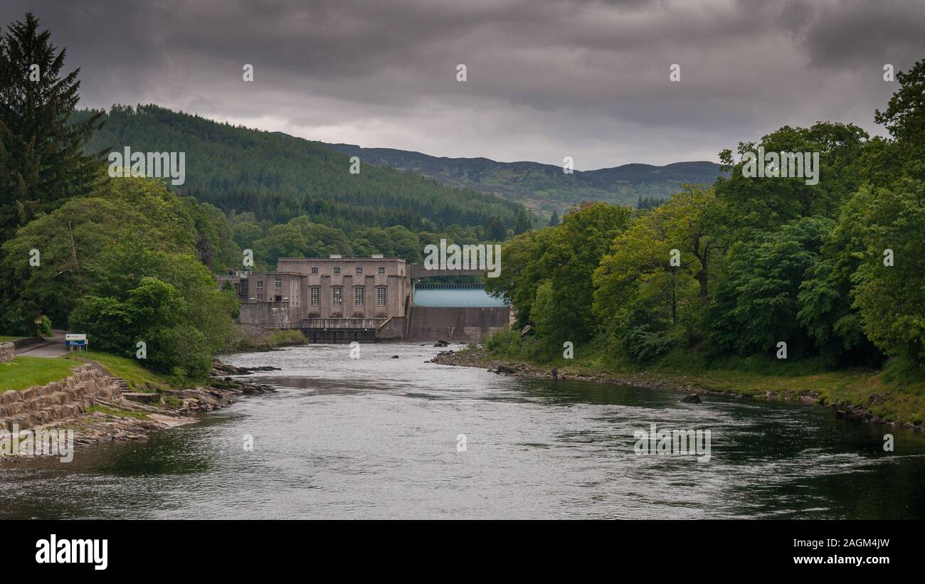 Clunie dam hi-res stock photography and images - Alamy