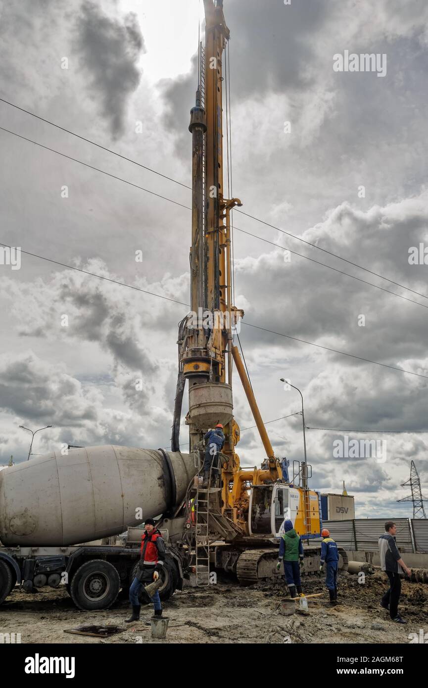 Driving machine hi-res stock photography and images - Alamy