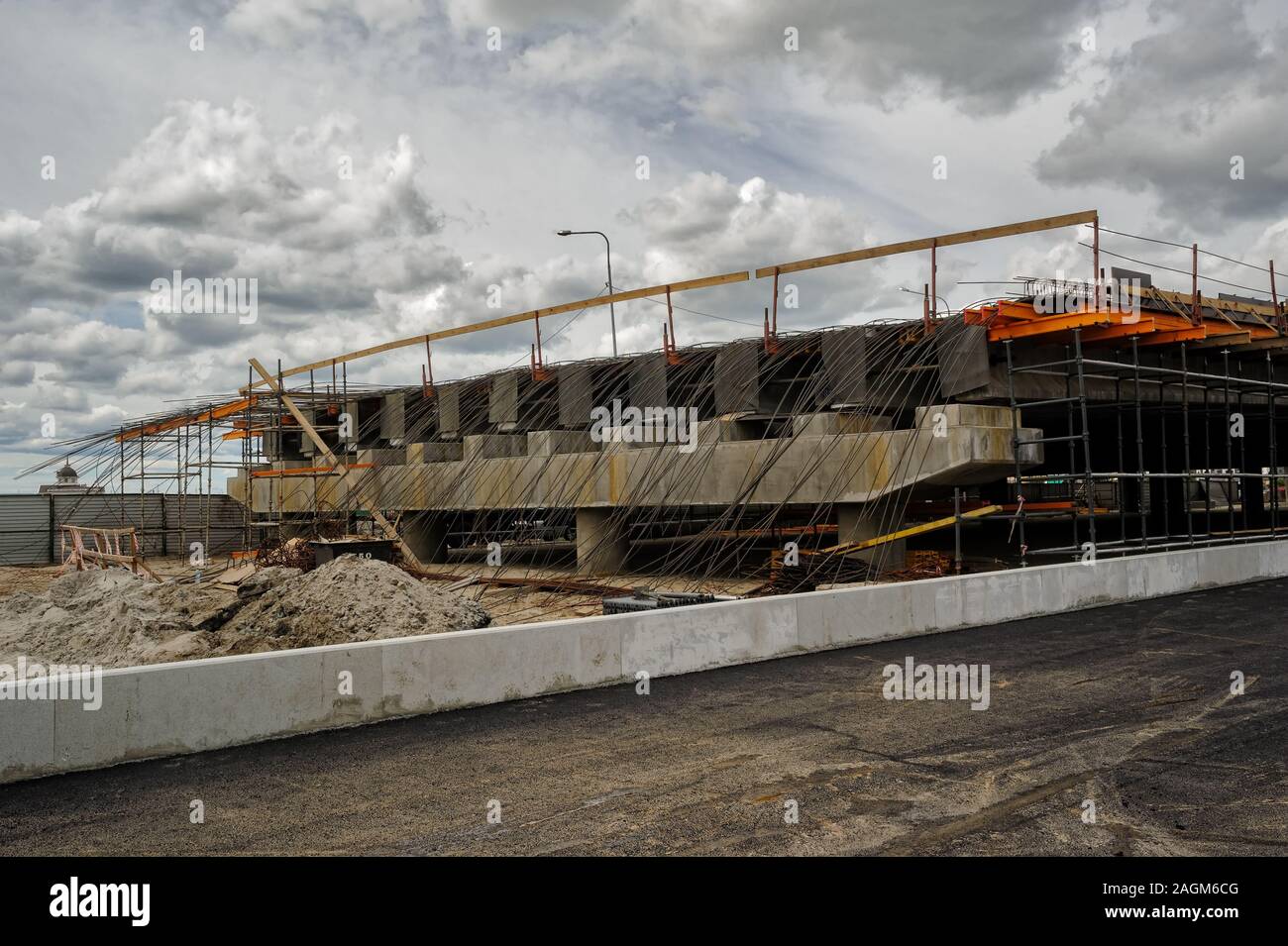 Bridge construction site Stock Photo - Alamy