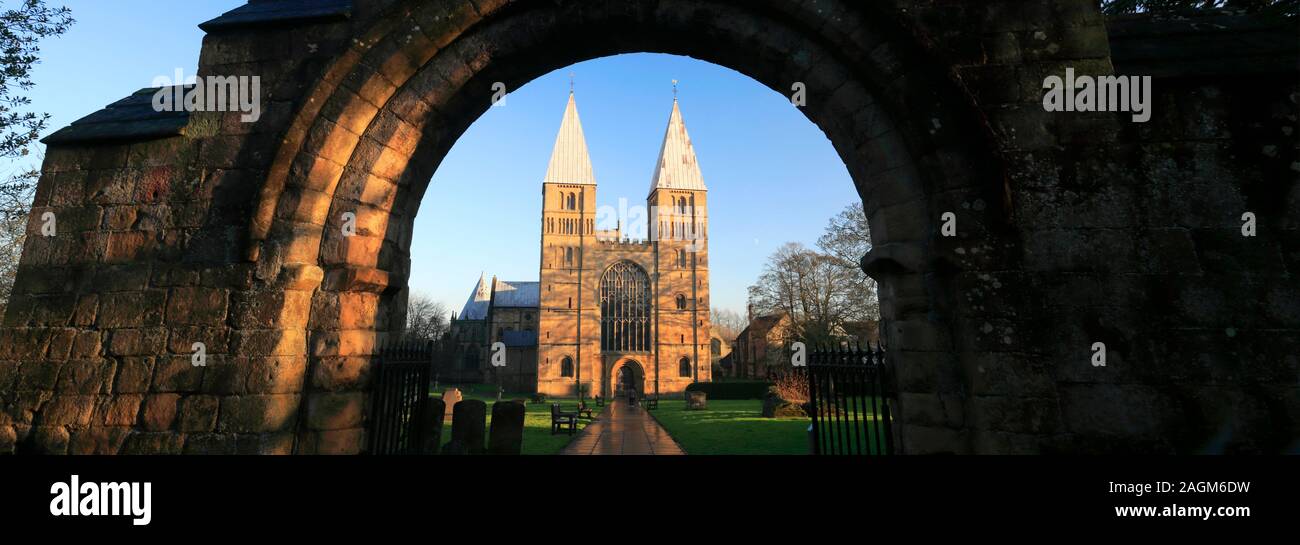 Southwell historic minster town hi-res stock photography and images - Alamy