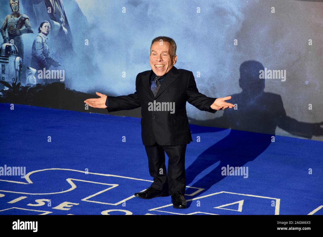 Warwick Davis. Star Wars: The Rise of Skywalker. European Premiere ...