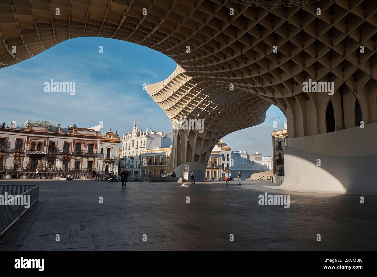 The largest wooden architectural structure hi-res stock photography and ...