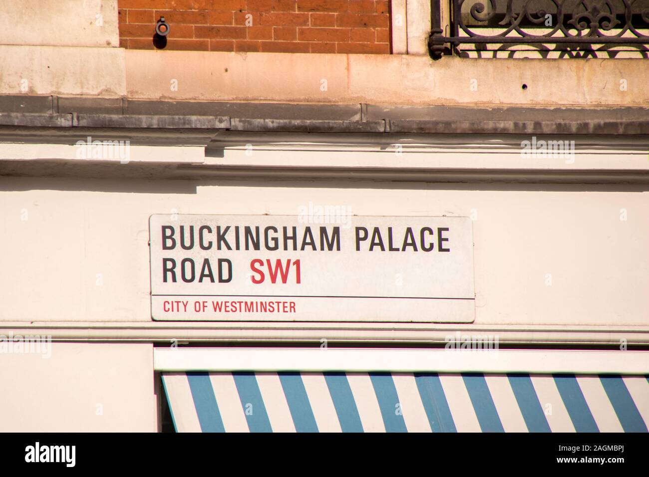 August 20, 2019 – Buckingham Palace, London, United Kingdom. A typical ...