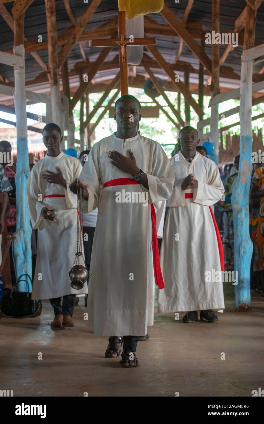 Catholic procession africa hi-res stock photography and images - Alamy