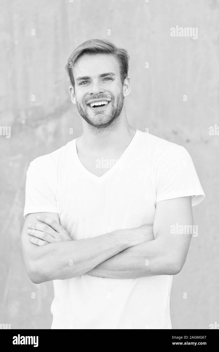 Ideal traits that make man physically attractive. Bearded guy casual ...