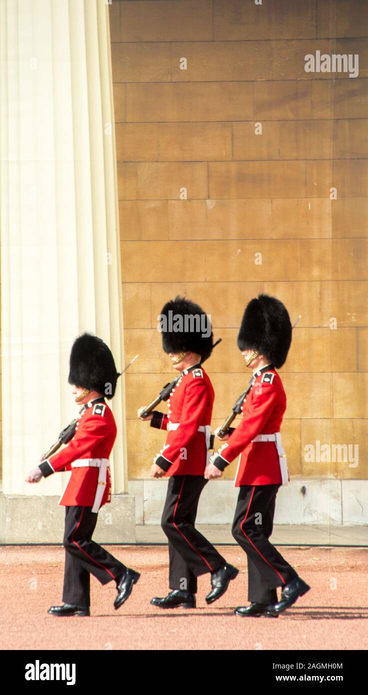 Protect the queen hi-res stock photography and images - Alamy