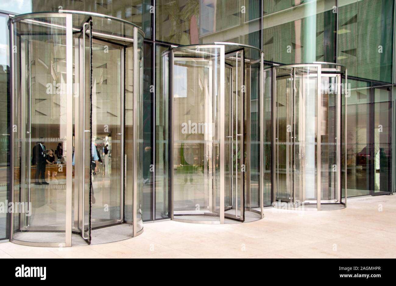 Rotating glass door hi-res stock photography and images - Alamy