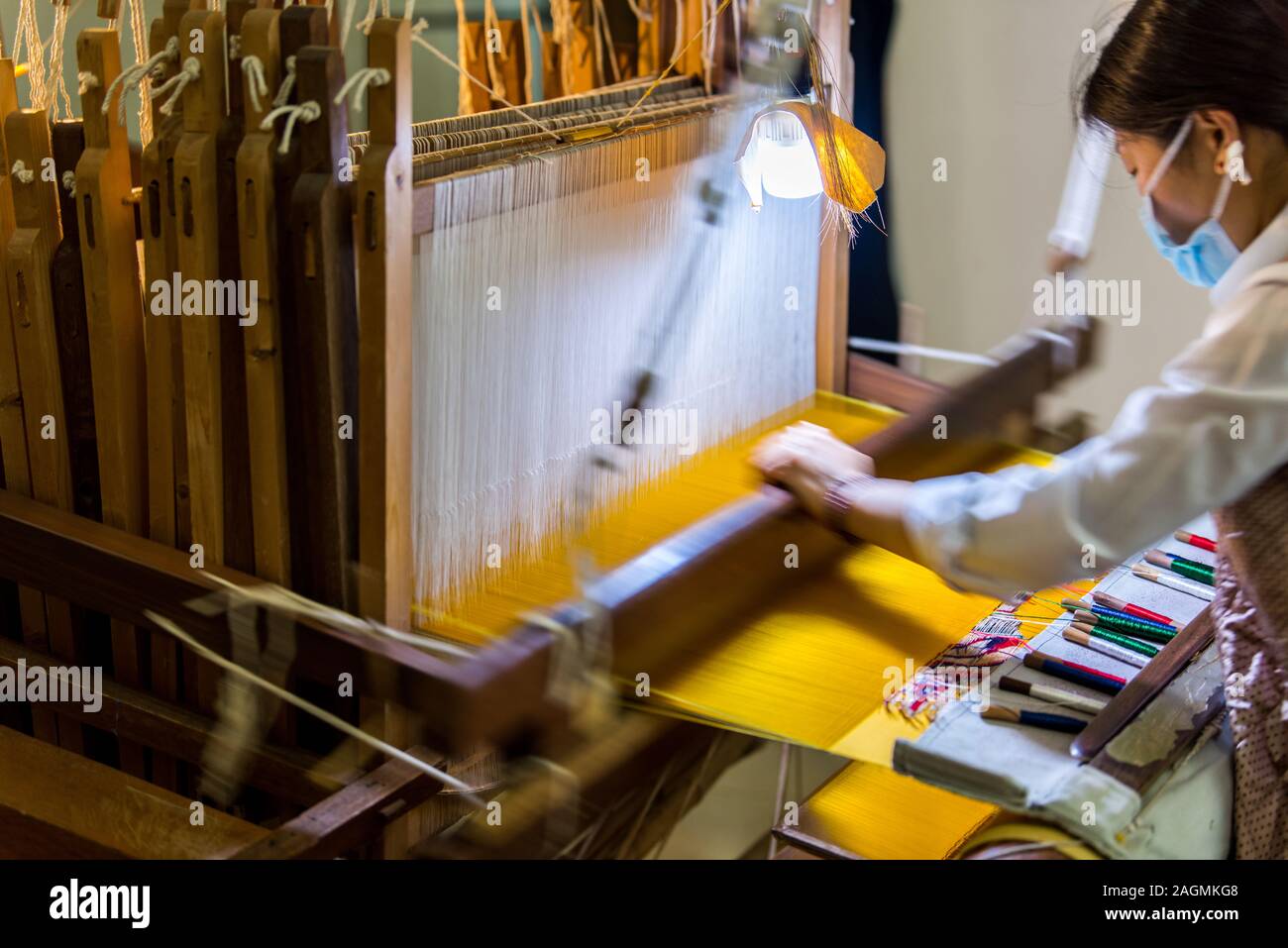 Ancient chinese silk industry hi-res stock photography and images - Alamy