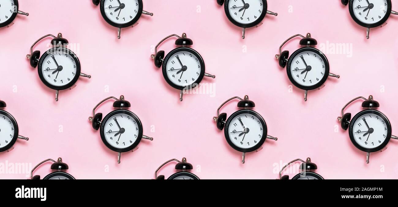 Pastel pink alarm clocks hi-res stock photography and images - Alamy