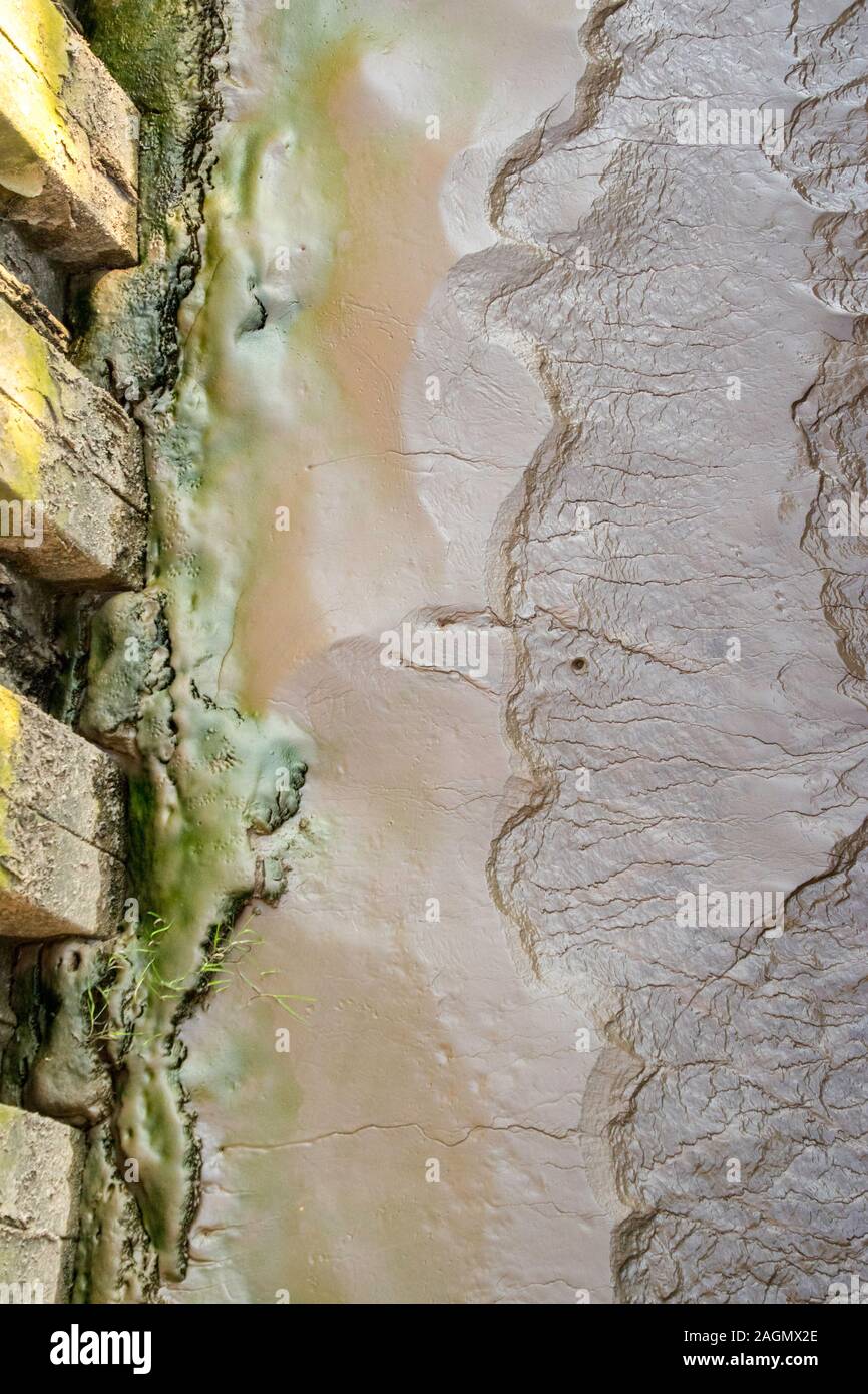 Sludgy hi-res stock photography and images - Alamy