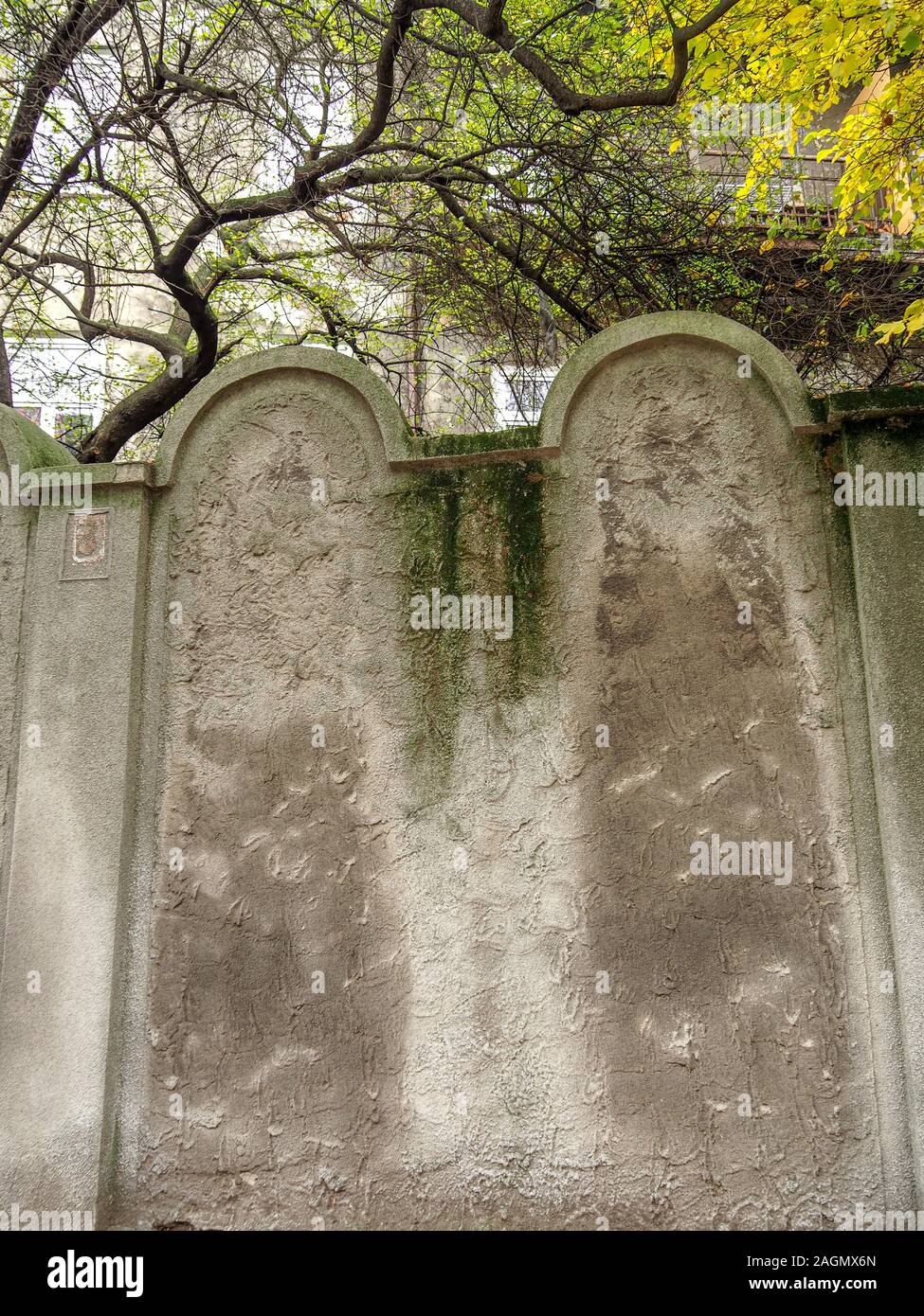 Krakow ghetto heroes square hi-res stock photography and images - Alamy